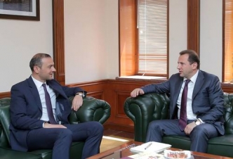 Defense Minister, Security Council chief talk aviation buildup ...