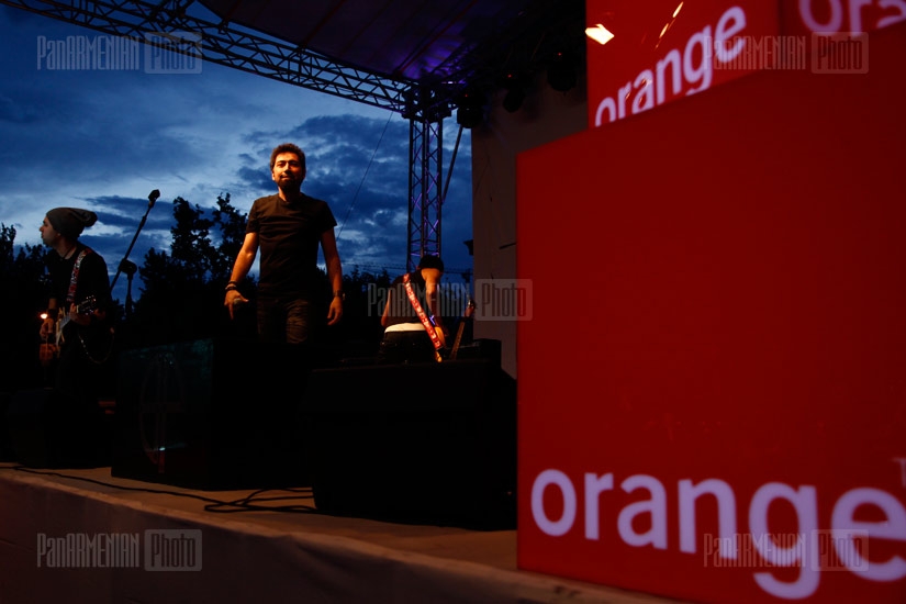 Concert organised by "Orange" for Fete De la Musique (photoset ...